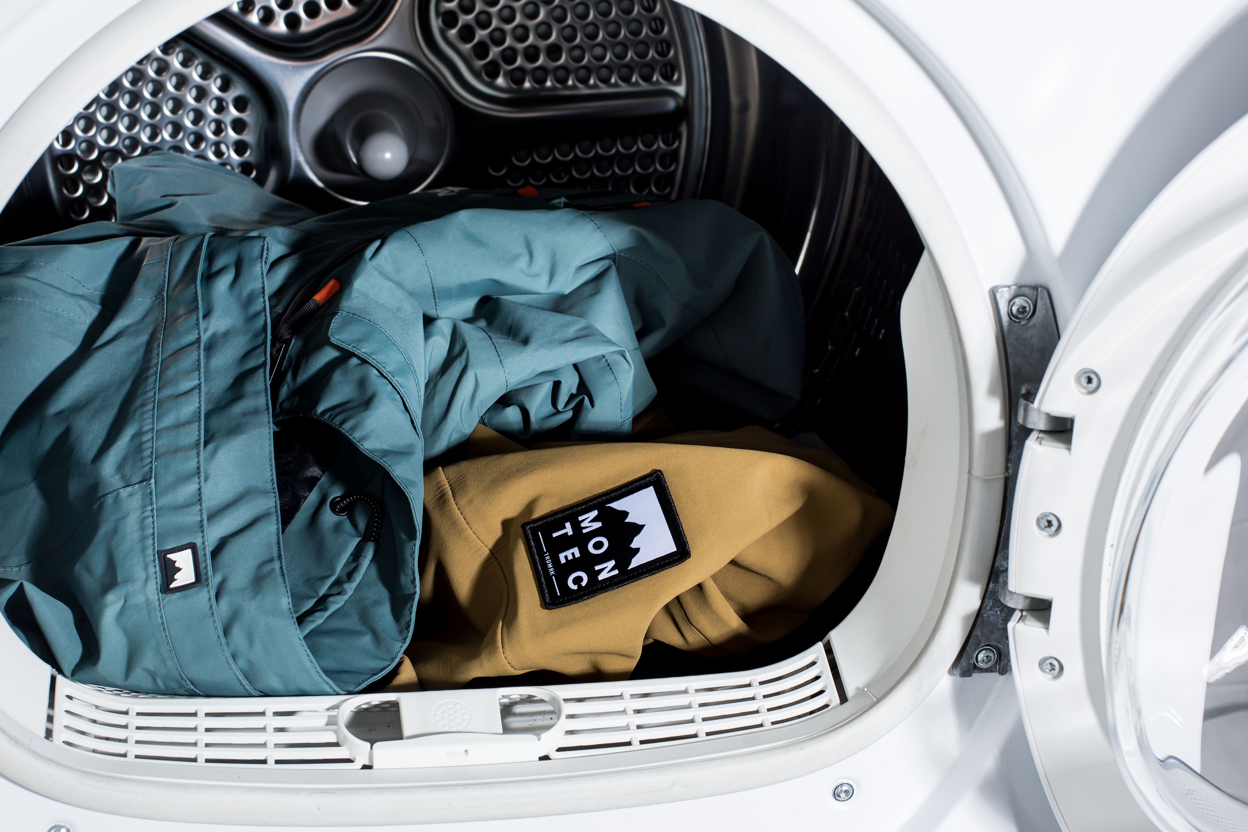 How to wash a waterproof jacket | Ridestore Magazine