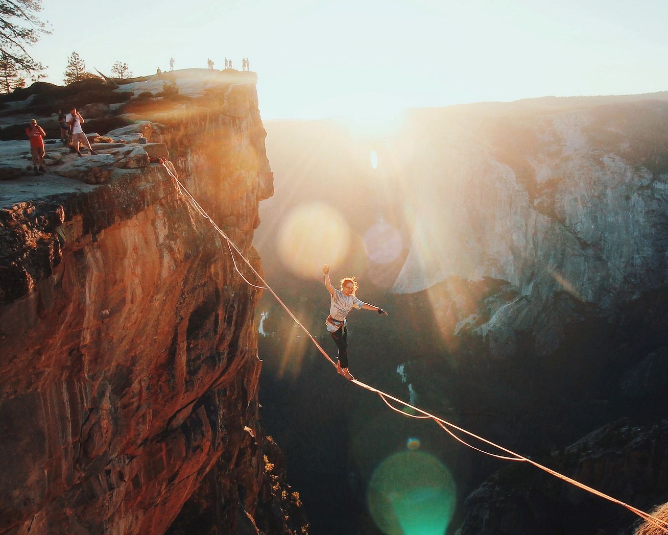 What is Slacklining - A beginner's guide | Ridestore Magazine