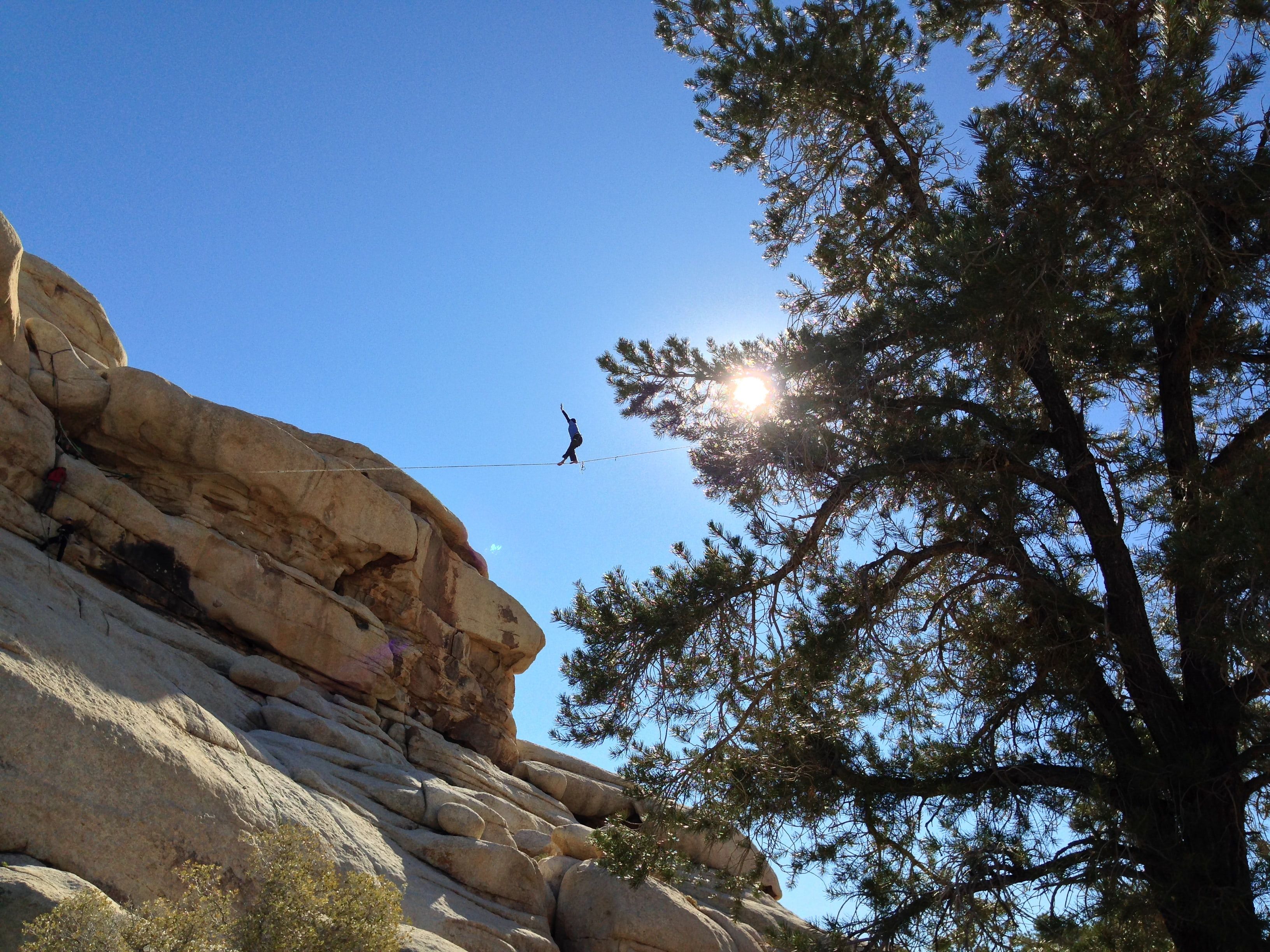 What is Slacklining - A beginner's guide | Ridestore Magazine