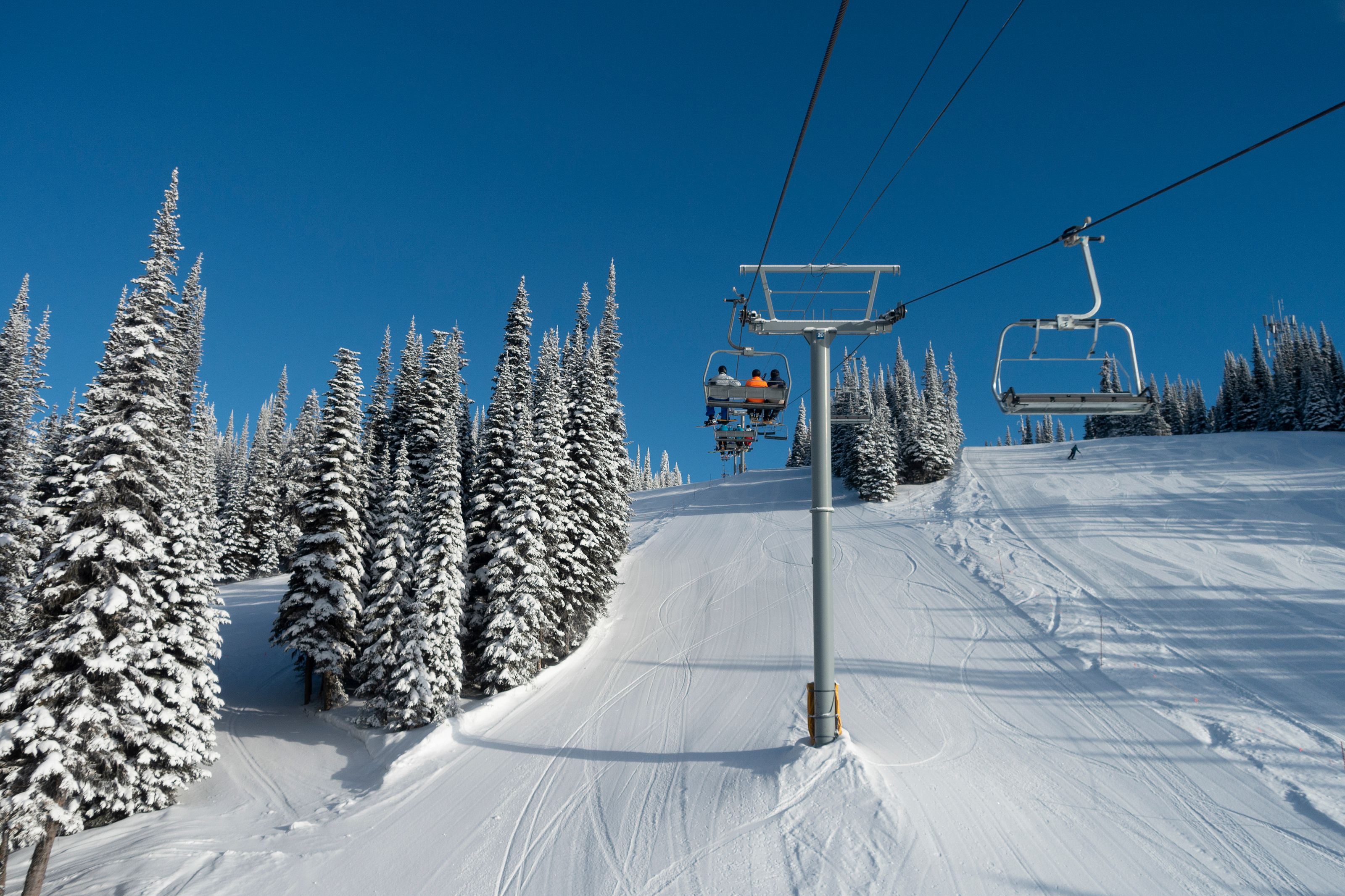 The 25 best ski resorts in Canada | Dope Magazine