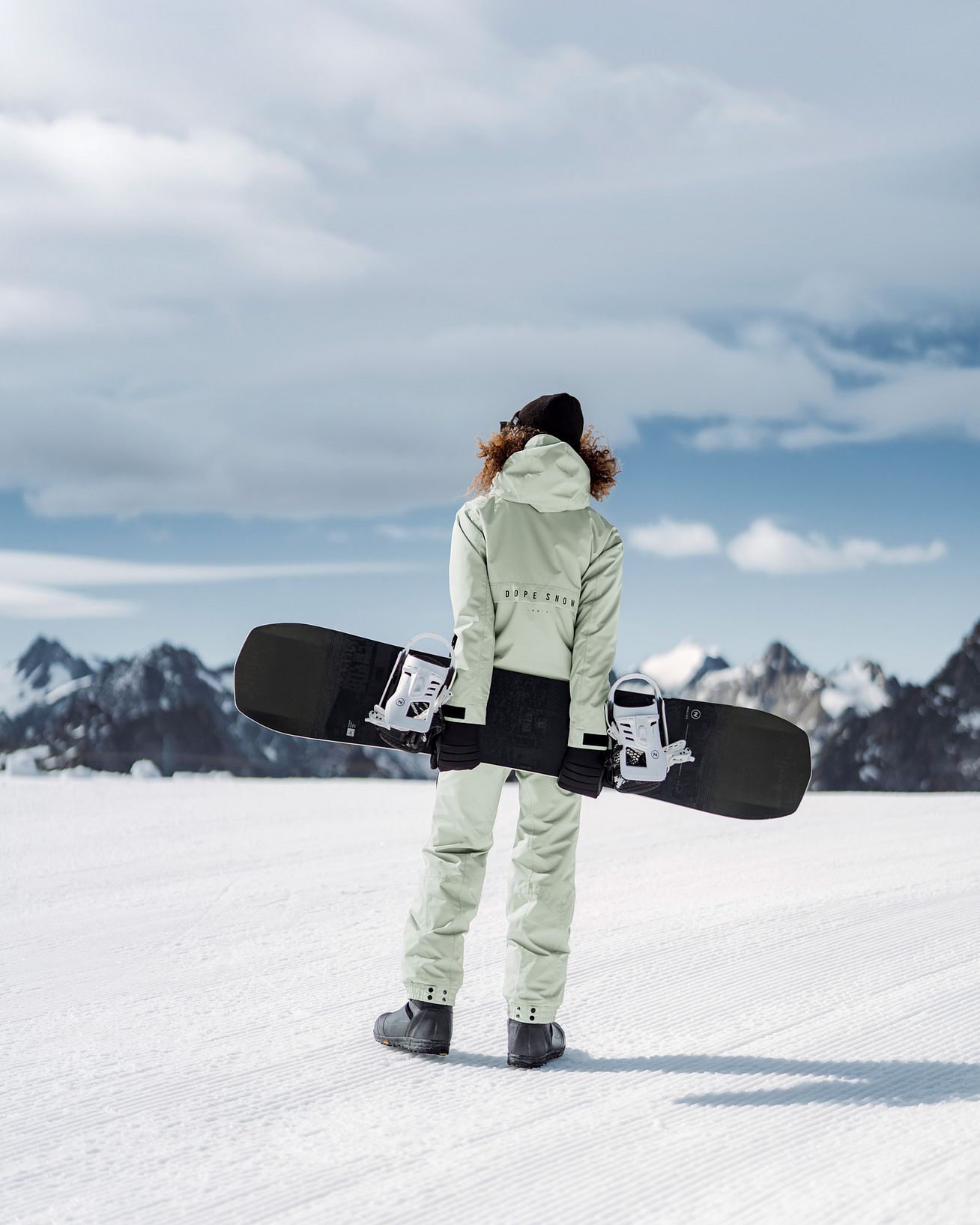 Les deux positions en snowboard - goofy vs regular | Dope Magazine