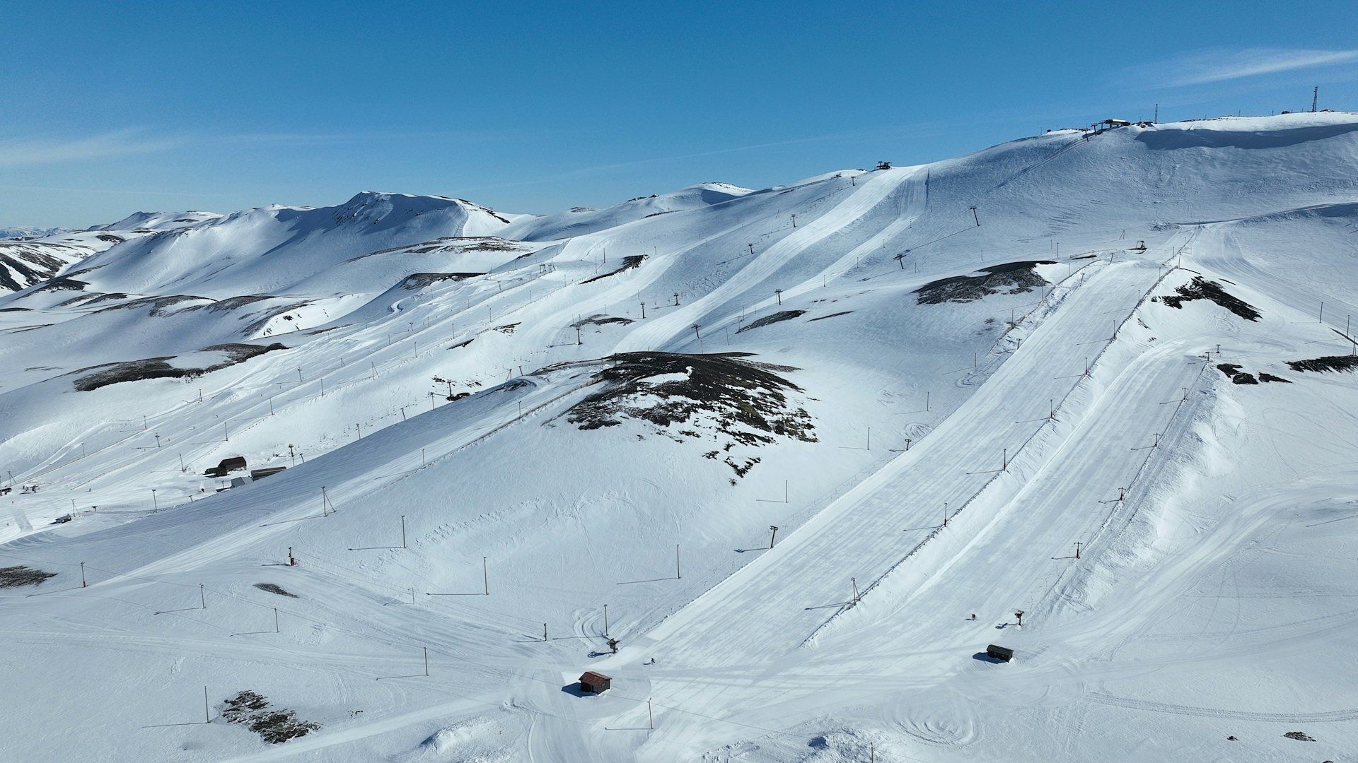 Top 7 ski resorts in Iceland | Dope Magazine