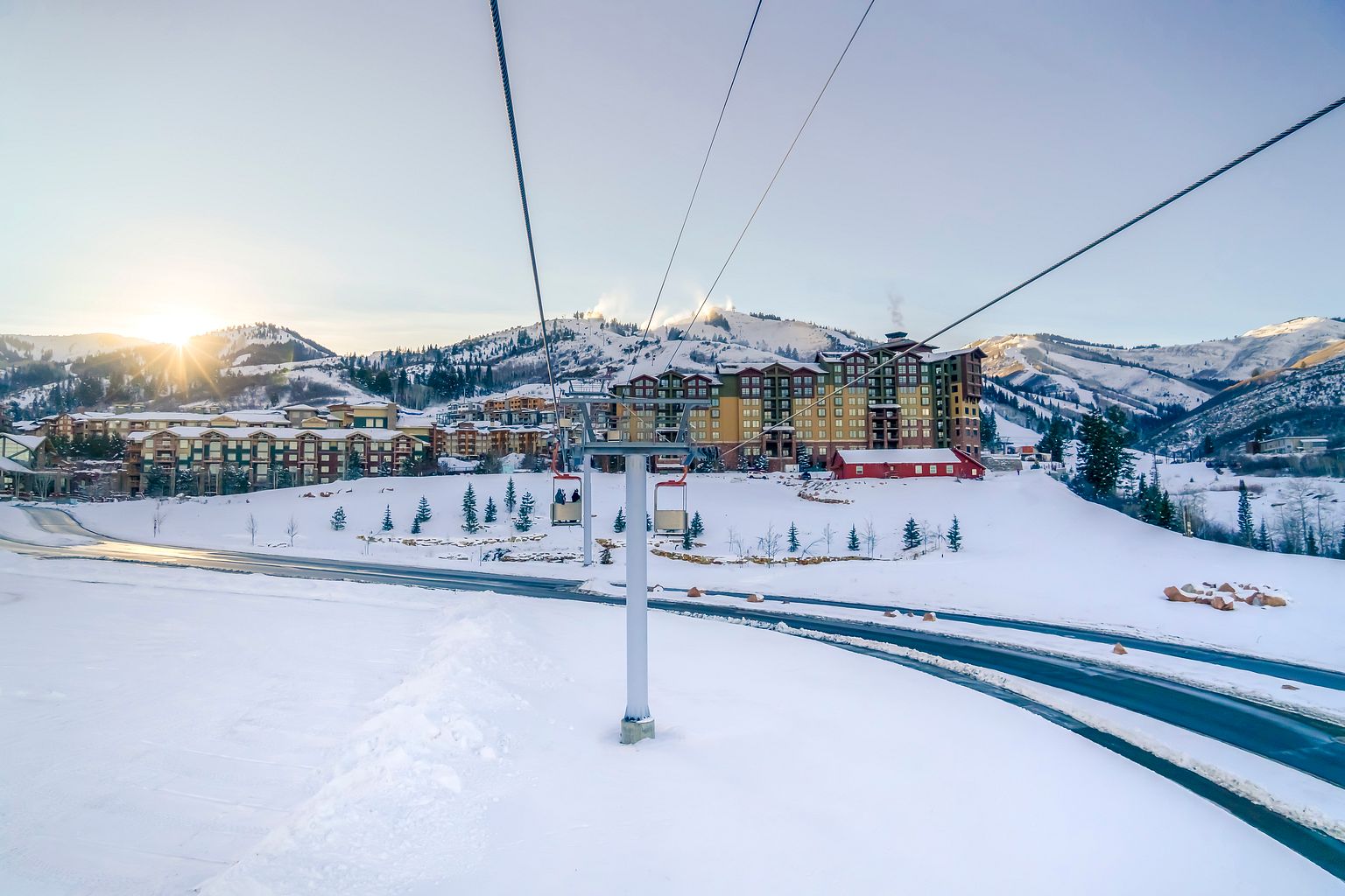 The 10 best resorts for snowboarding in the world | Montec Mag